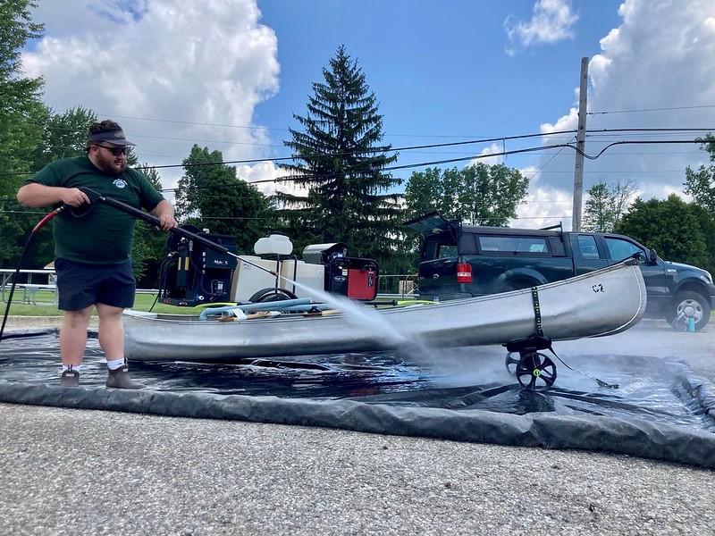 Mobile Boat Wash and Clean Boats Help Deter Aquatic Invasive Species ...